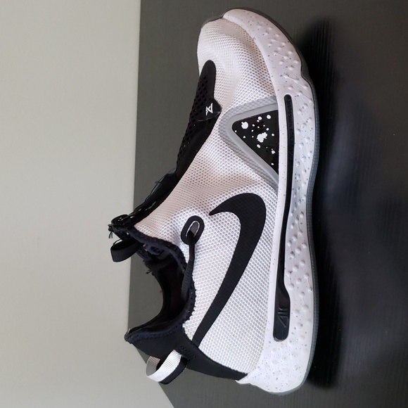 Nike | Shoes | Nike Air Pg 4 Oreo Size 9 Black White Preowned Good ...